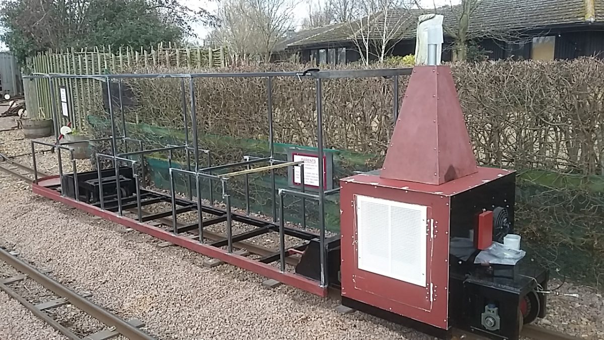 Tram Build – Ferry Meadows Railway